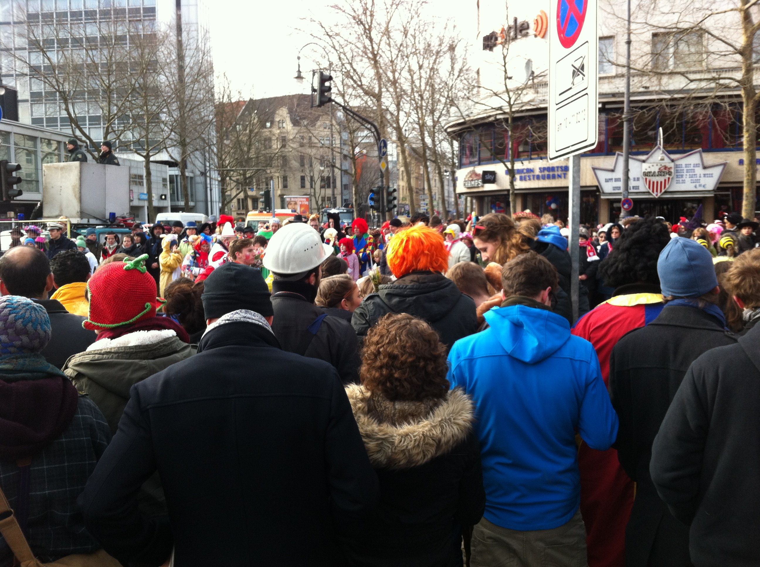 Kamelle! Kamelle! – Nur für deutsche Kinder? » Erik Flügge